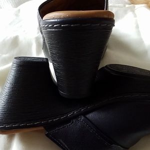 Sofft | Shoes | Sofft Blue Leather Clogs W Hook Eye Design Nwot | Poshmark